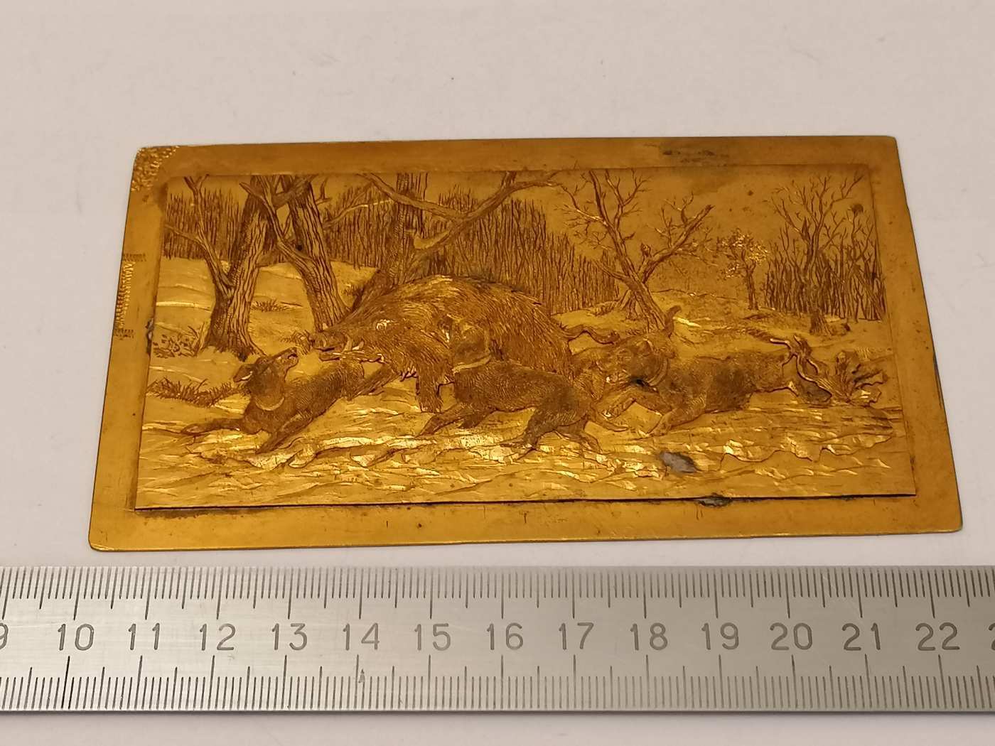 ANTIK RELIEF VADDISZNÓT ŰZŐ KUTTYÁK APRÓLÉKOS REMEKMŰ - Vatera.hu