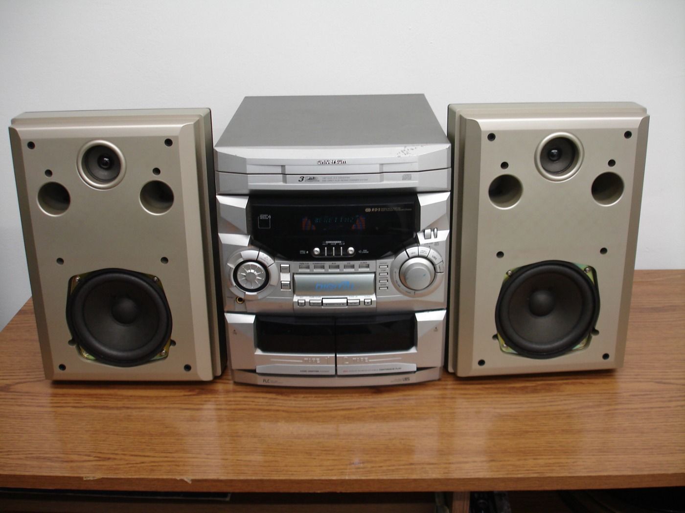 Universum VTC-CD40 mini hifi torony RDS rádió tuner magnó aux - Dik hangfal