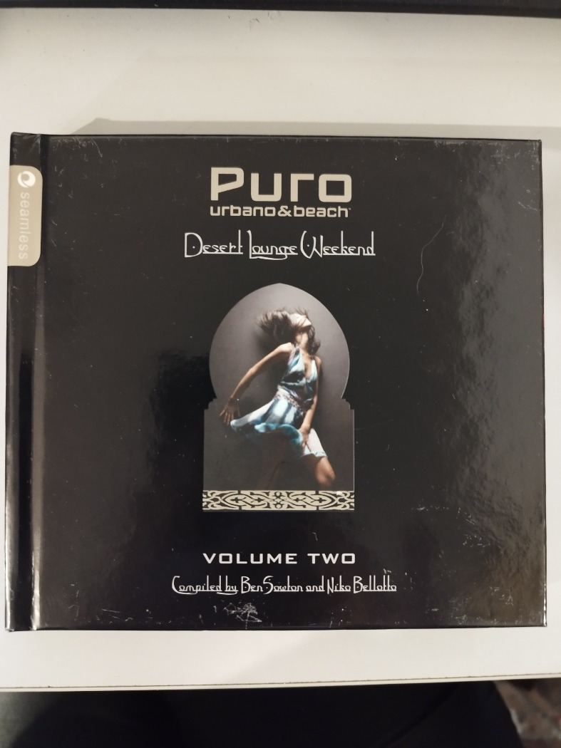 PURO URBANO &BEACH - DESERT LOUNGE WEEKEND VOL.2. (2009) (2 CD + KÖNYV)