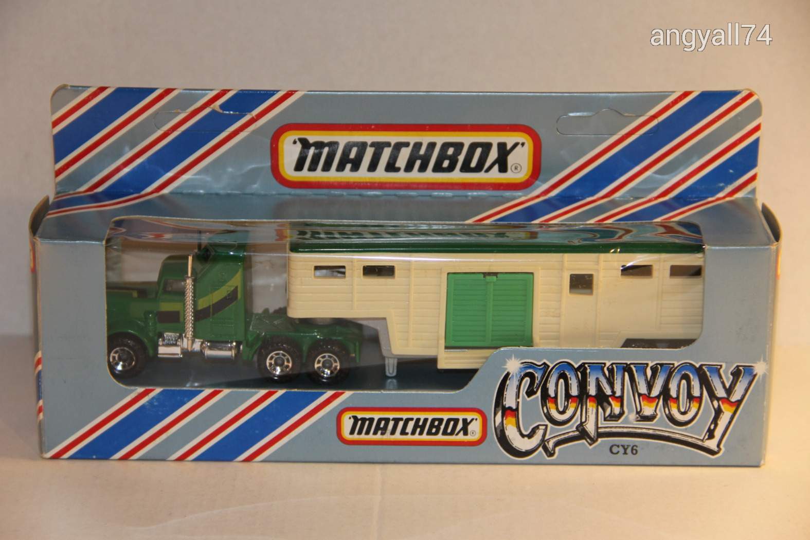 Matchbox - Convoy - Kenworth Horsebox Transporter - CY6 - Vatera.hu
