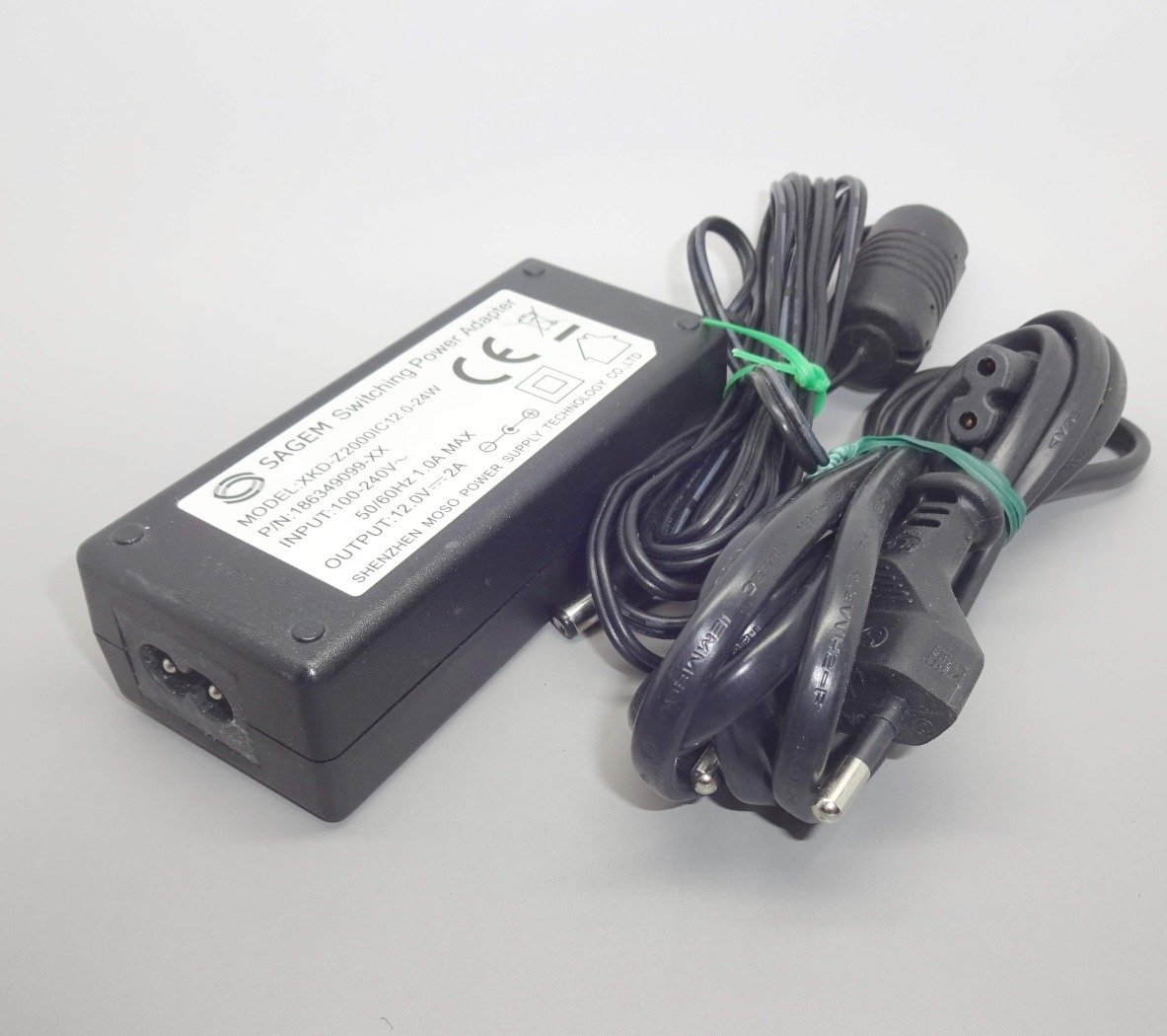 Tápegység 12V 2A adapter led szalaghoz (Sagem kapcsolóüzemű tápegység)