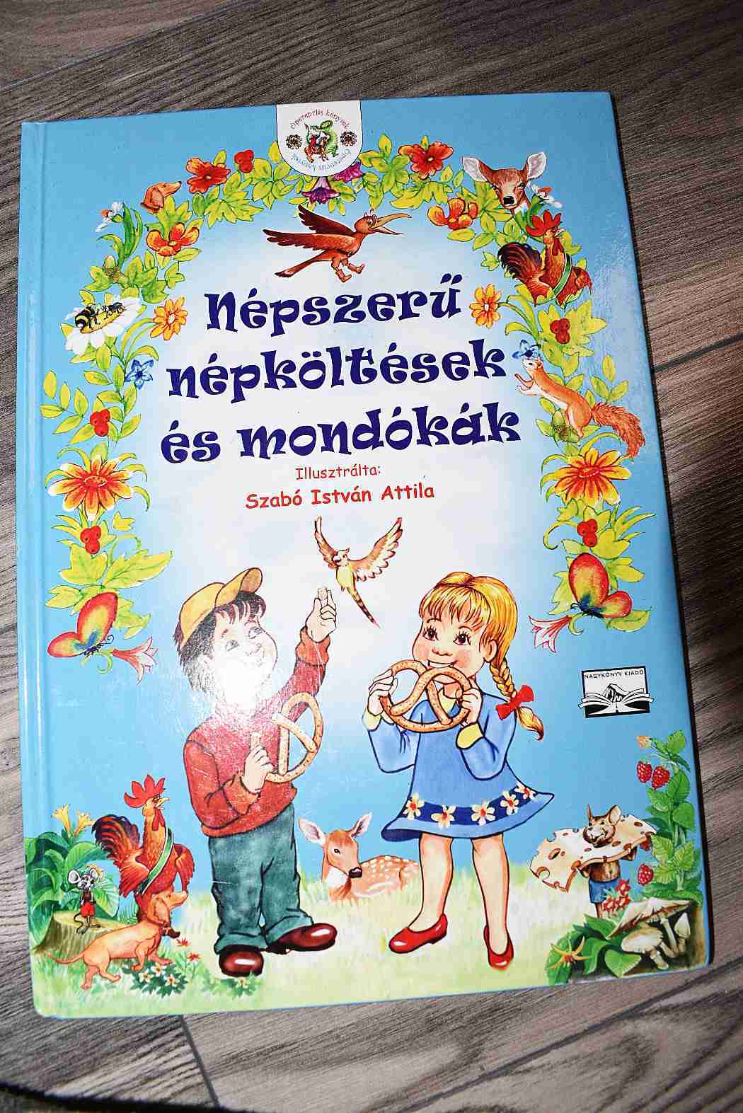Népszerű népköltések és mondókák + Magyar népmesék (meghosszabbítva ...