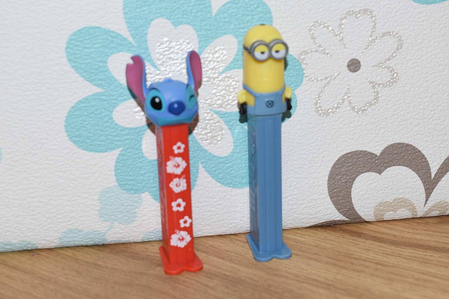 PEZ cukorka adagoló látható: egy Stitch karakter a Disney Lilo & Stitch ...