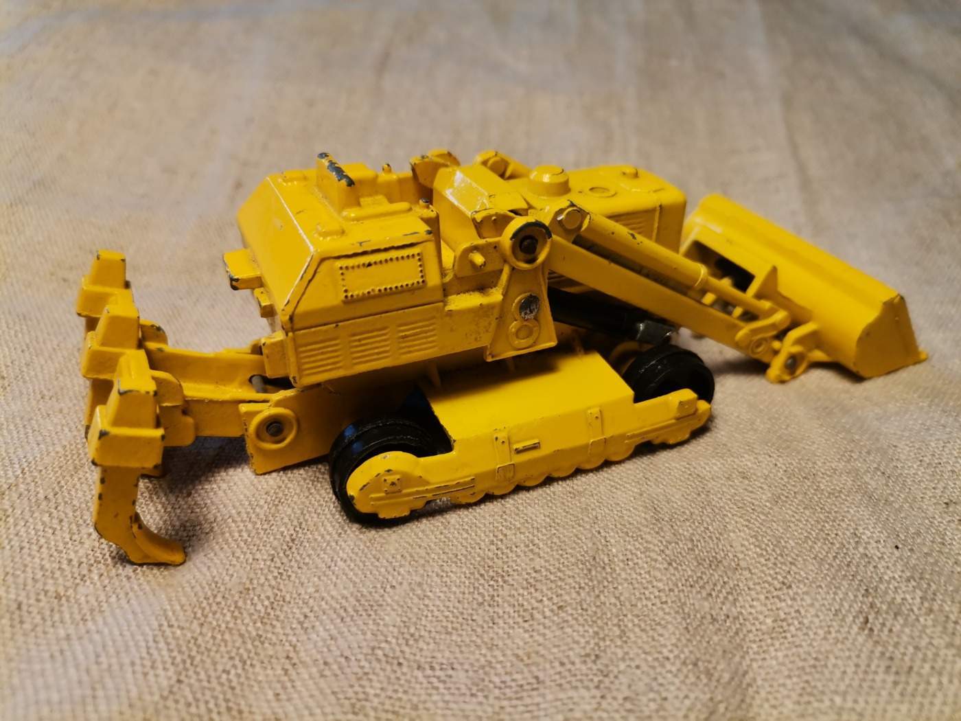 Matchbox King Size, K-42/2, Caterpillar Traxcavator, England, 1979
