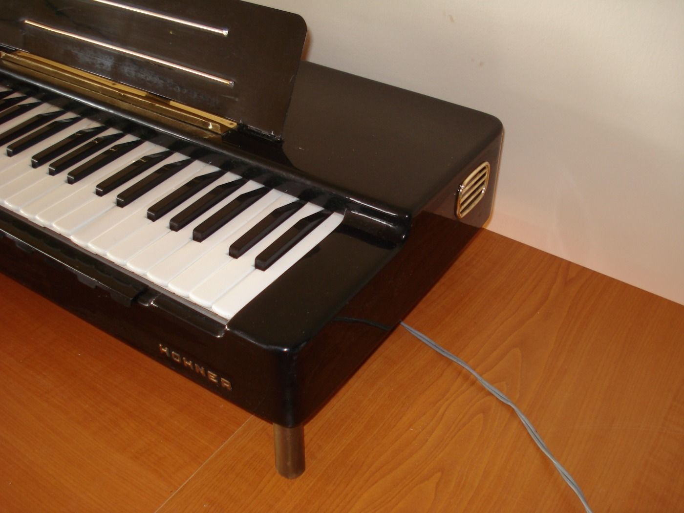 HOHNER ORGANA - ELEKTROMOS ORGONA- TÖKÉLETES ÁLLAPOTBAN - RITKASÁG