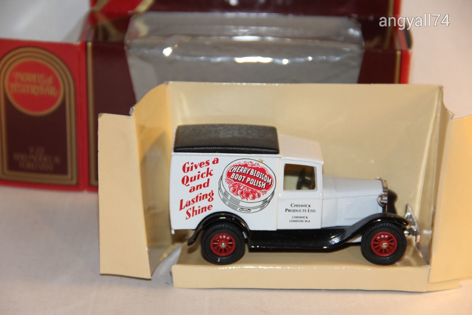 Matchbox - Models of Yesteryear - 1930 Model A Ford Van - Y-22