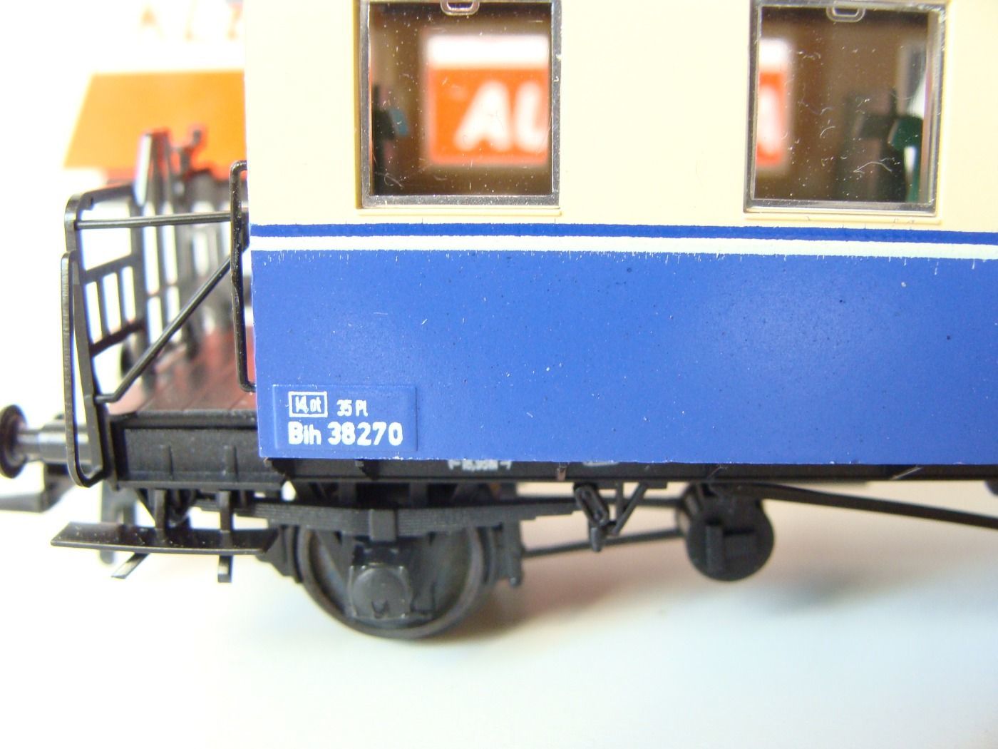 WS1022 H0 Klein Modellbahn 3723 személykocsi Bi 38 ÖBB, Epoche 3