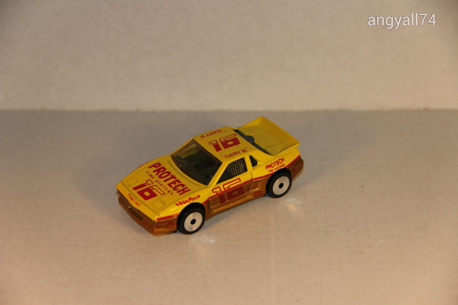 Matchbox - Super Fast - Laser Wheel - Pontiac Fiero - Vatera.hu