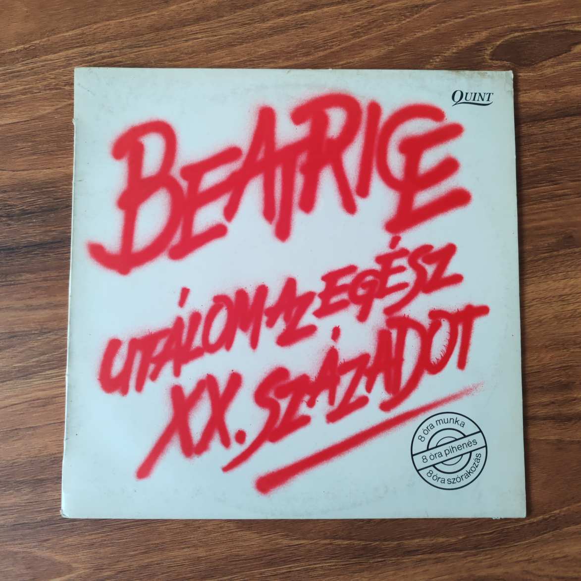Beatrice / Utálom az egész XX.századot QUI 106002 - Vatera.hu